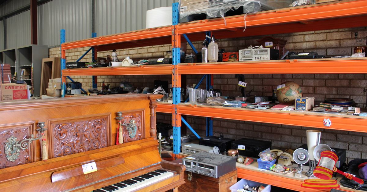 Ross's Auctioneers & Valuers